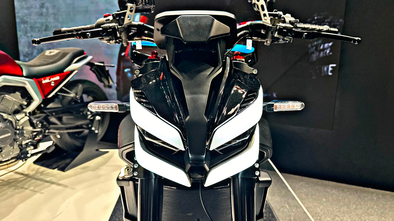 15 Best Mid-Size Street Motorcycles for 2025–2026! Perfect Balance of ...