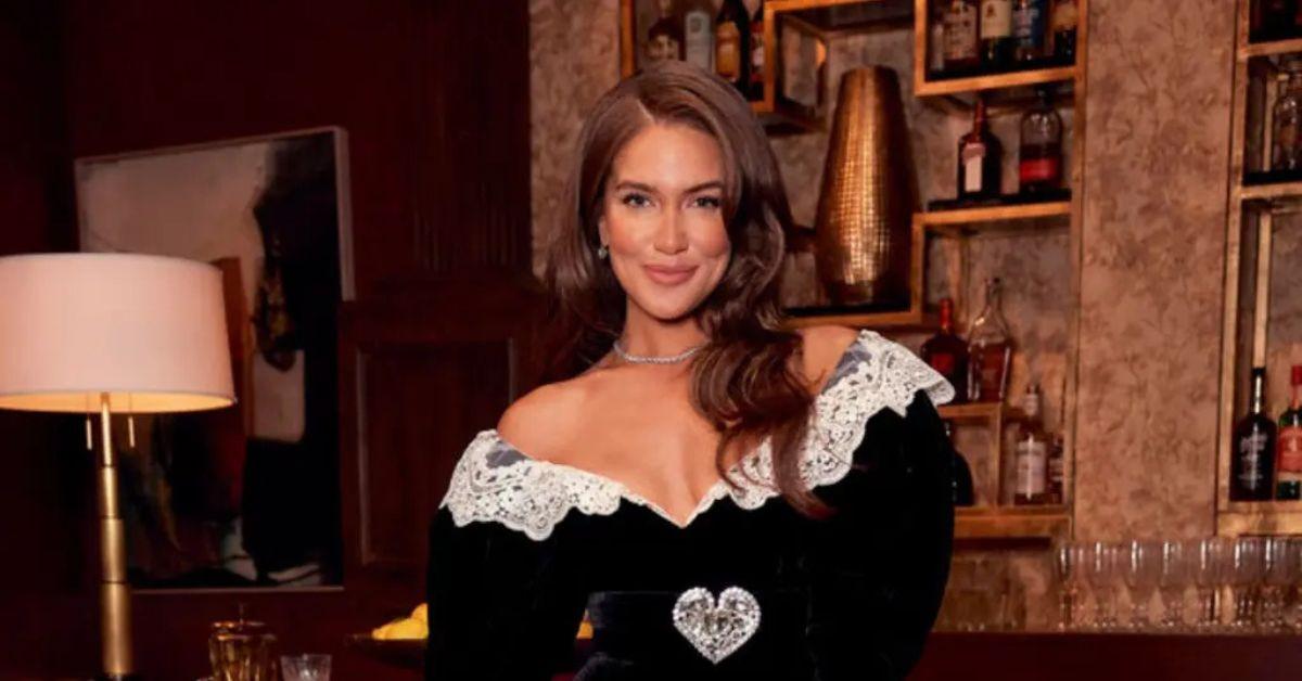 Stars Who Were Fired From TV Shows: Roseanne Barr, Chevy Chase and More