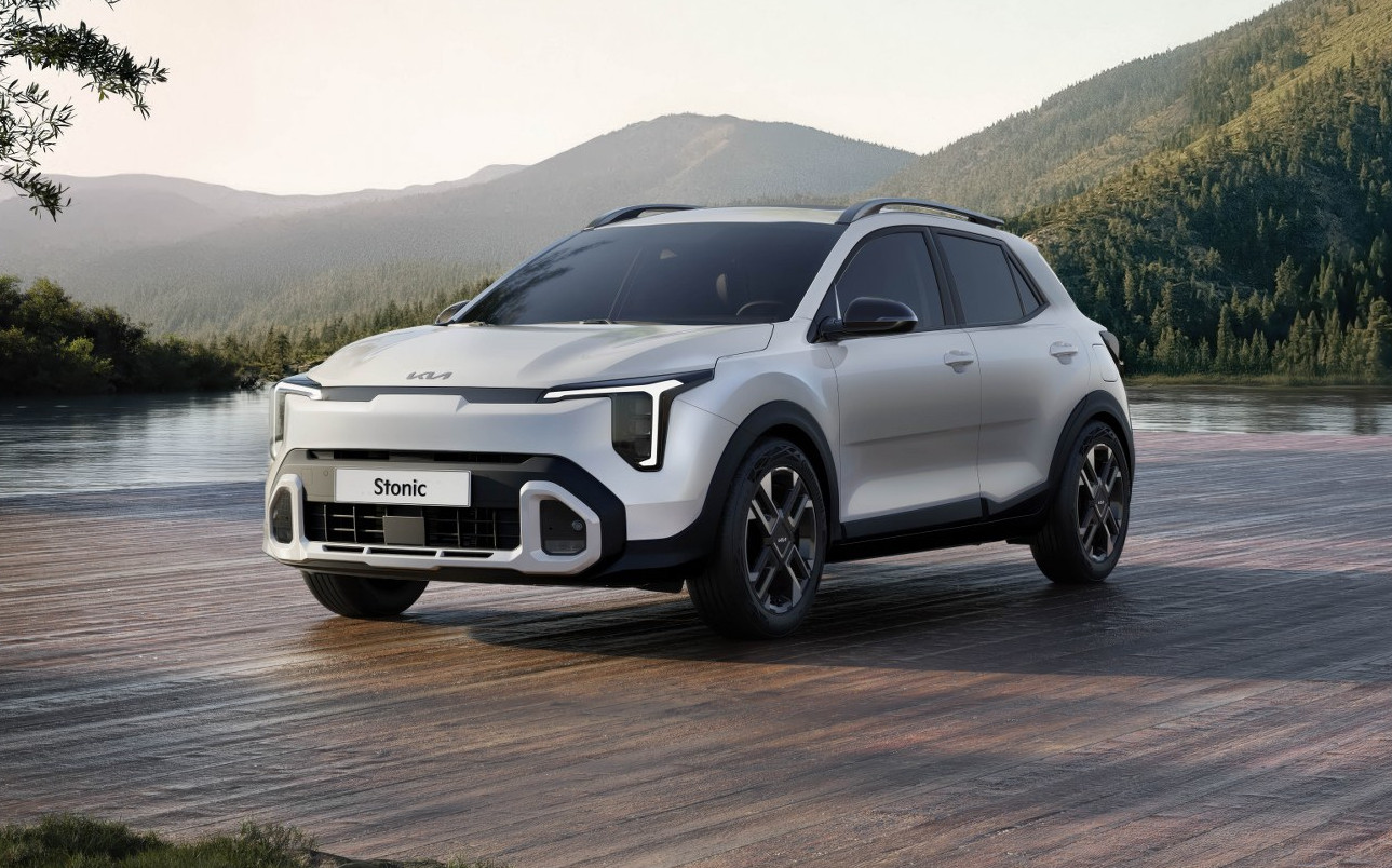 KIA Stonic 2025, il crossover si rinnova con il restyling: come cambia ...