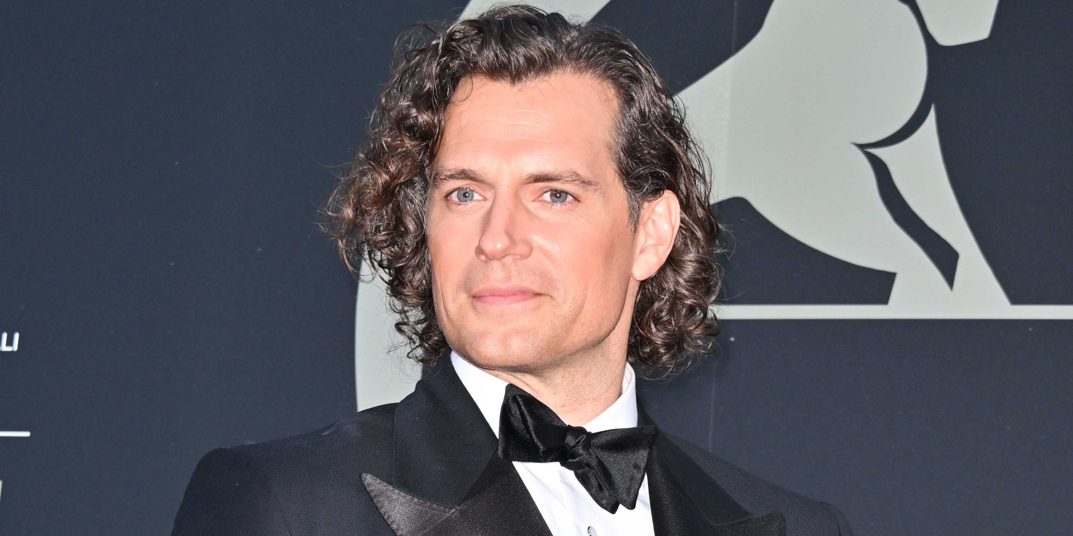 Henry Cavill’s 98-minute Guy Ritchie thriller is now streaming after ...