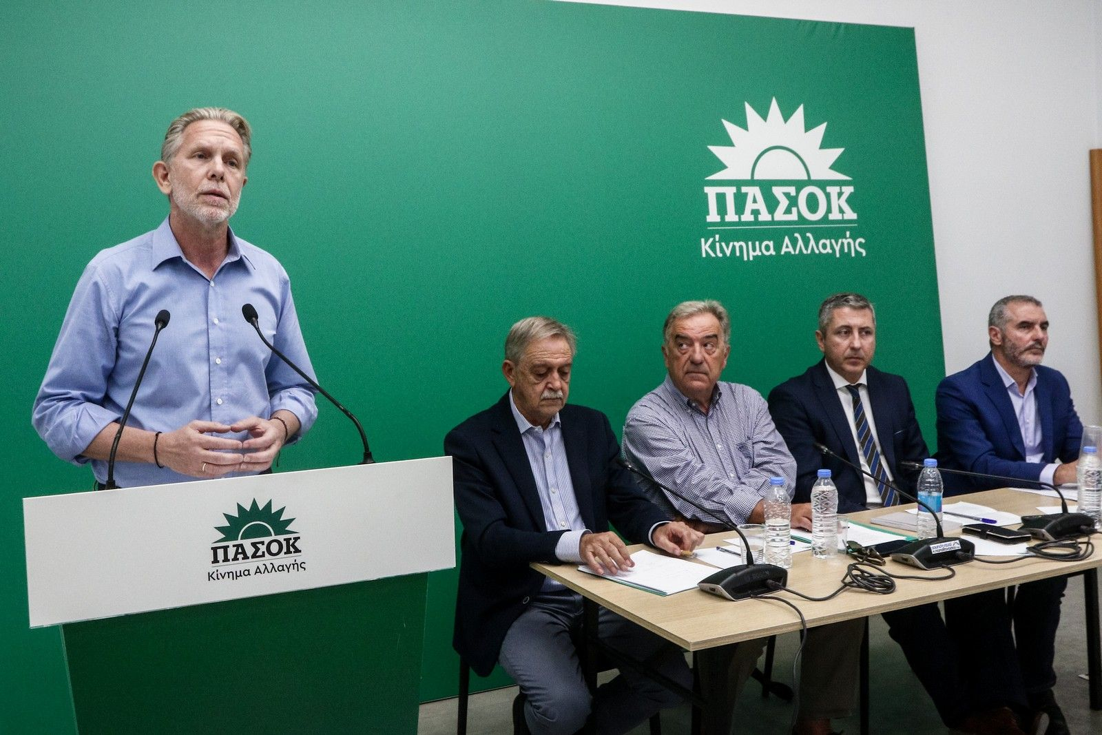 ΠΑΣΟΚ: 6 χρόνια ΝΔ, αποτύχατε - Να η Ελλάδα που παραδίδετε στην ανάπτυξη