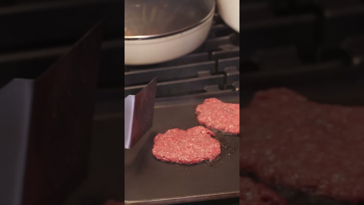 Un double smash burger qui fait saliver 🤤