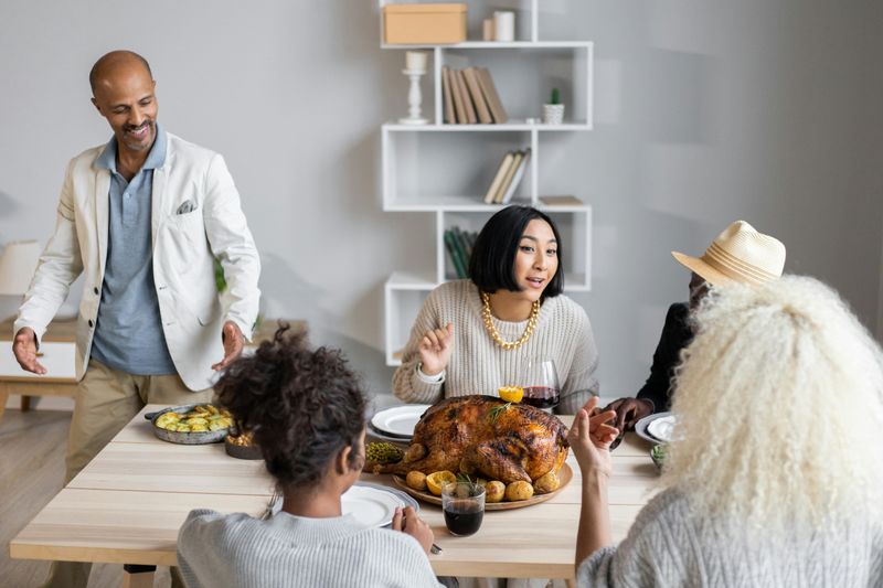 12 Signs You Might Be the Toxic Family Member Without Realizing It