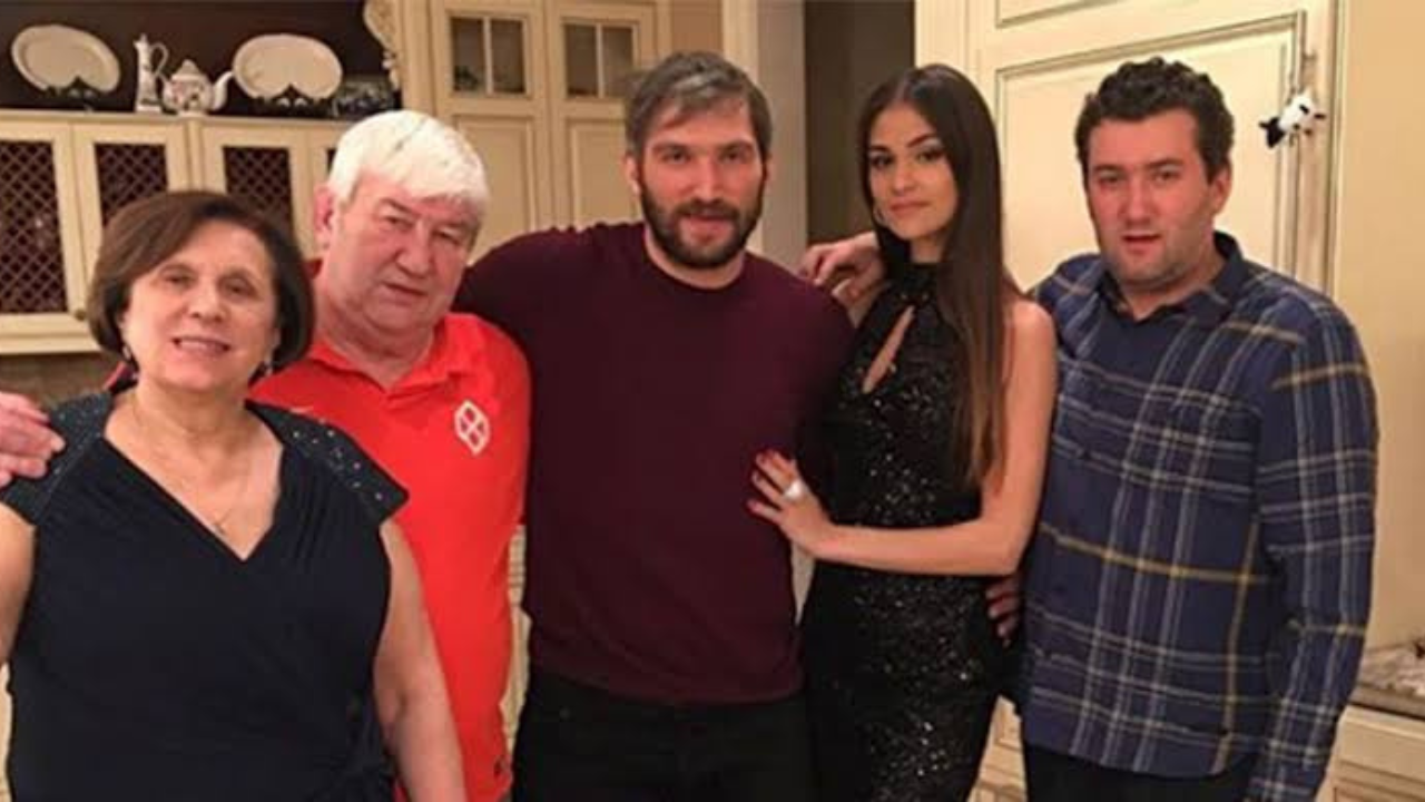 Who are Alex Ovechkin's parents? Family life details and net worth of ...