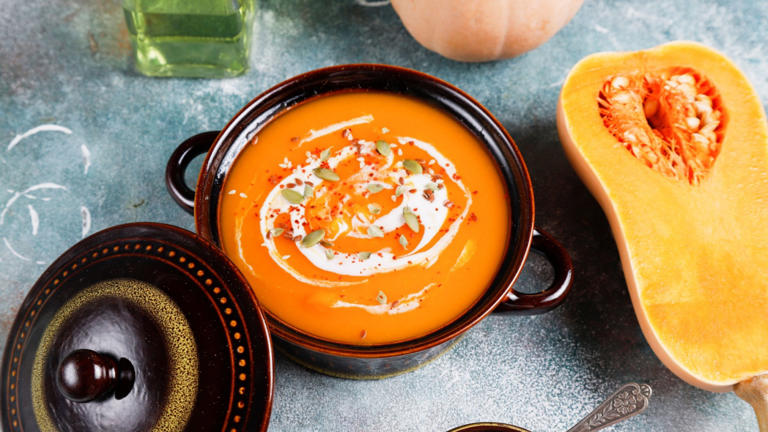 Easy steps to enjoy savory roasted butternut squash soup