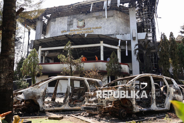 Yusril Pastikan Terduga Pelaku Pembakaran DPRD di Sulsel tidak Terindikasi Makar