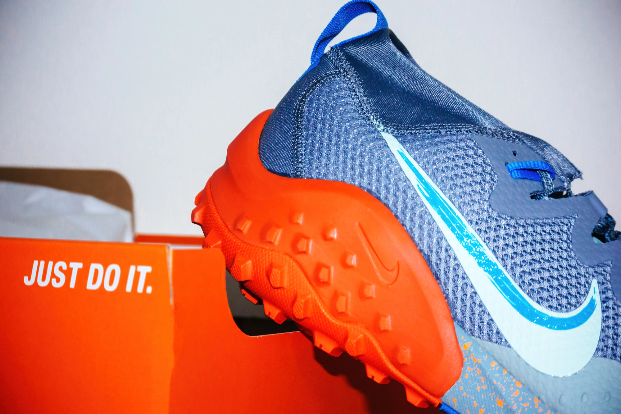 16 Classic Shoe Ads Everyone Remembers