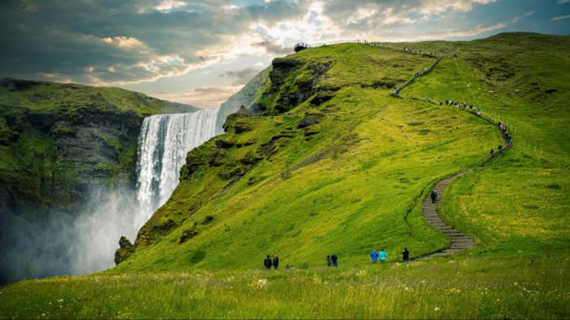 Why Iceland Is The World’s Most Peaceful Country For 2025