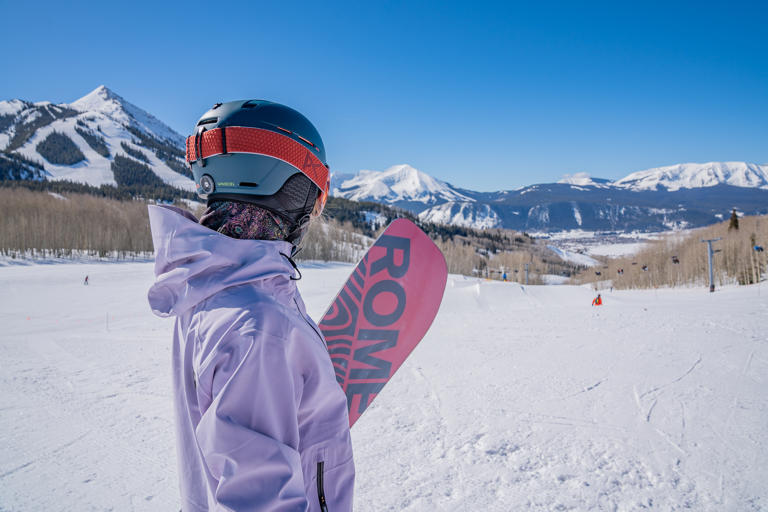 Floaty, Poppy, Forgiving: Rome Women’s Ravine Snowboard Review