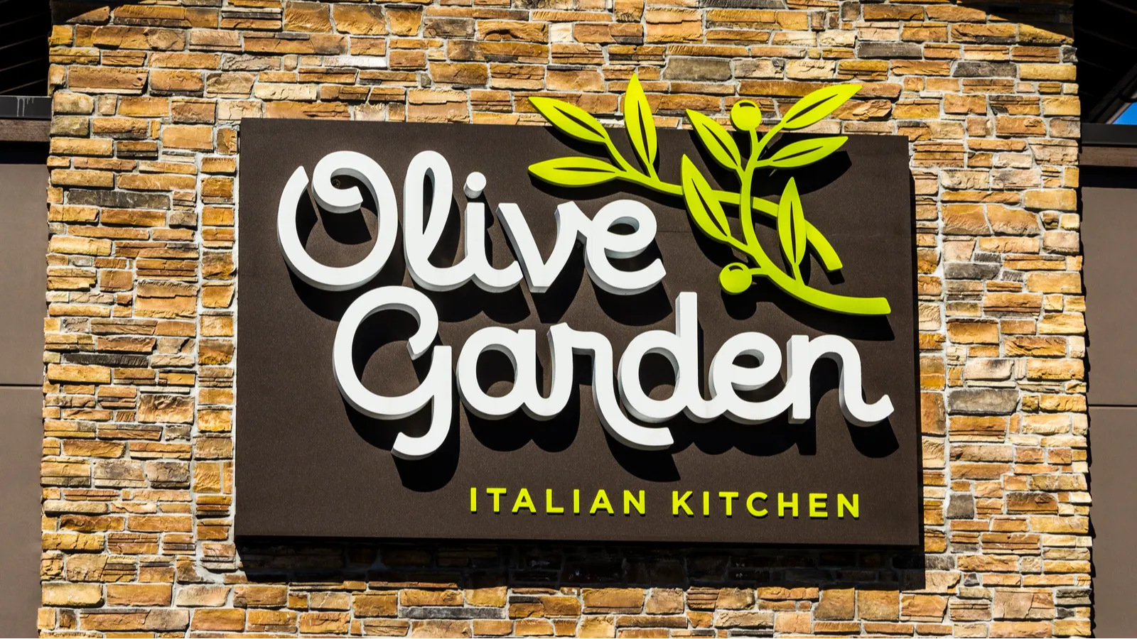 Why you should never order fettuccine Alfredo at Olive Garden
