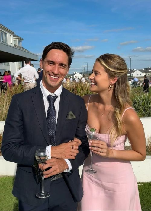 Love Island winner Greg O'Shea ties the knot with fiancée Jeanni Mulder