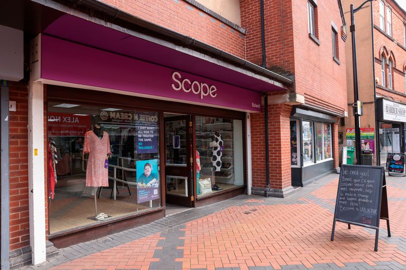 High street chain bosses ‘very sad’ to announce six more store closures ...