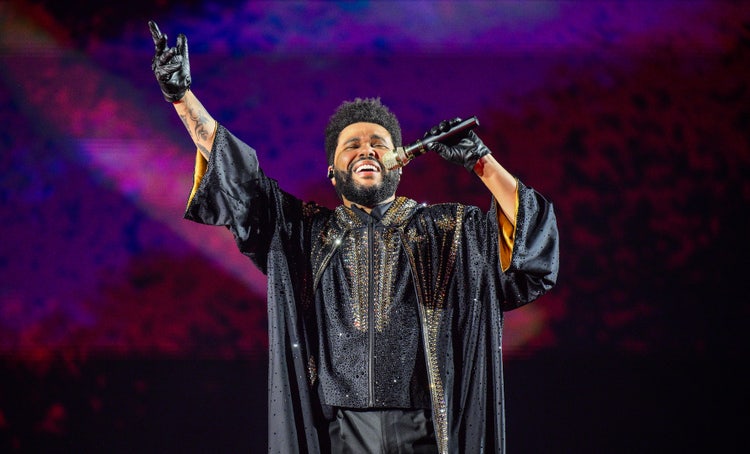 The Weeknd’s “Blinding Lights” crosses a monumental 5 billion streams ...