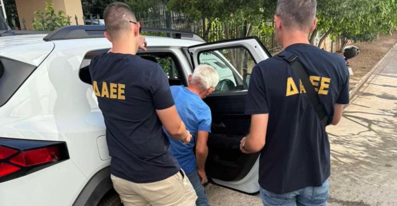Προφυλακίστηκε ο 62χρονος για την πυρκαγιά σε παράδρομο της Αττικής Οδού