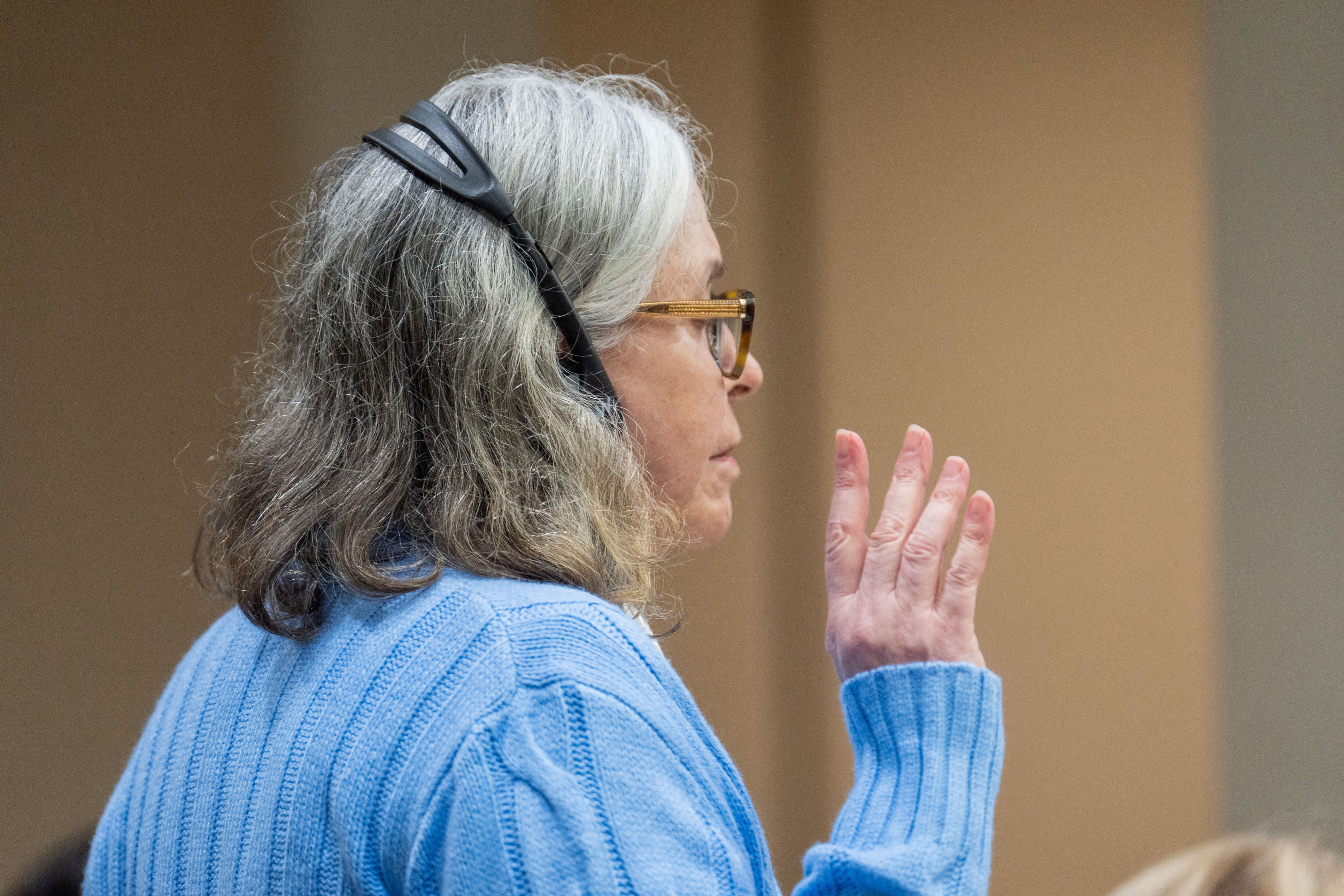 Defense to call witnesses Tuesday in Donna Adelson’s murder trial