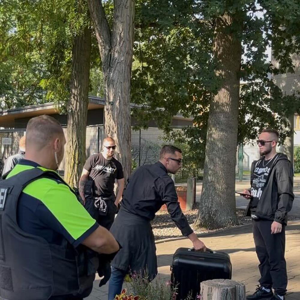 Zum Abschied gab’s Bautz’ner Senf: Kameraden entlassen Berliner Neonazi ...