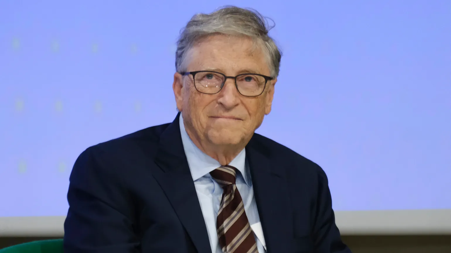 Bill Gates says even experts can’t predict when AI replaces us