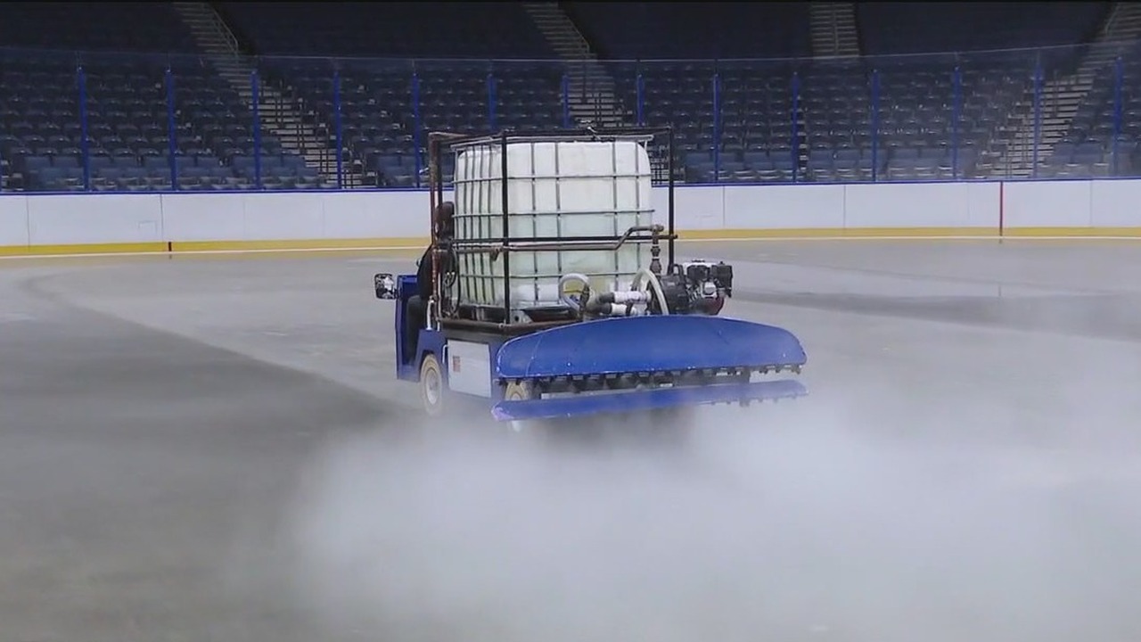 Ice installation ahead of hockey season