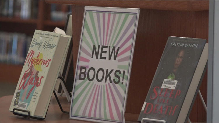 New Texas law gives parents more control over school libraries