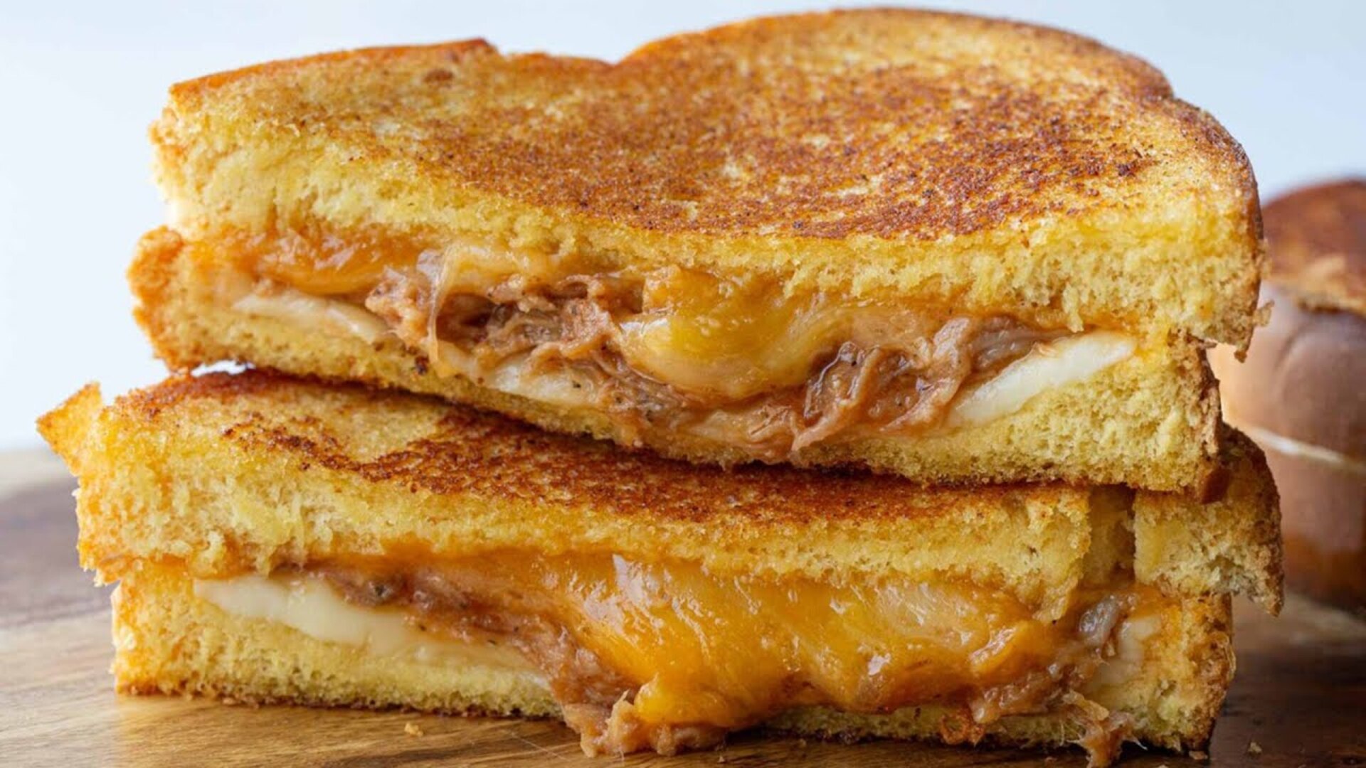 Smoky Pulled Pork Grilled Cheese Recipe