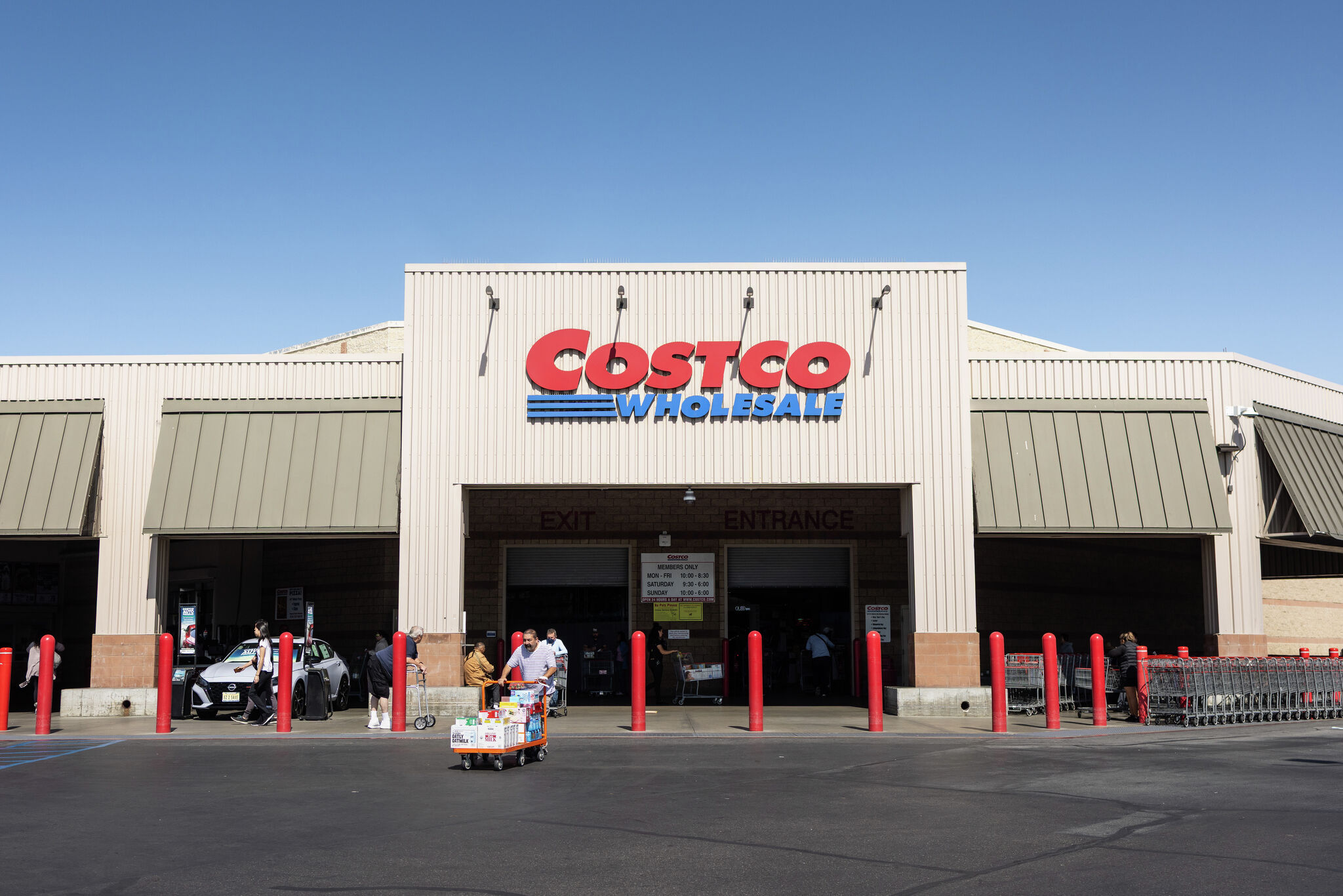 Costco will change its hours starting Sept. 1. Here's what it means for ...