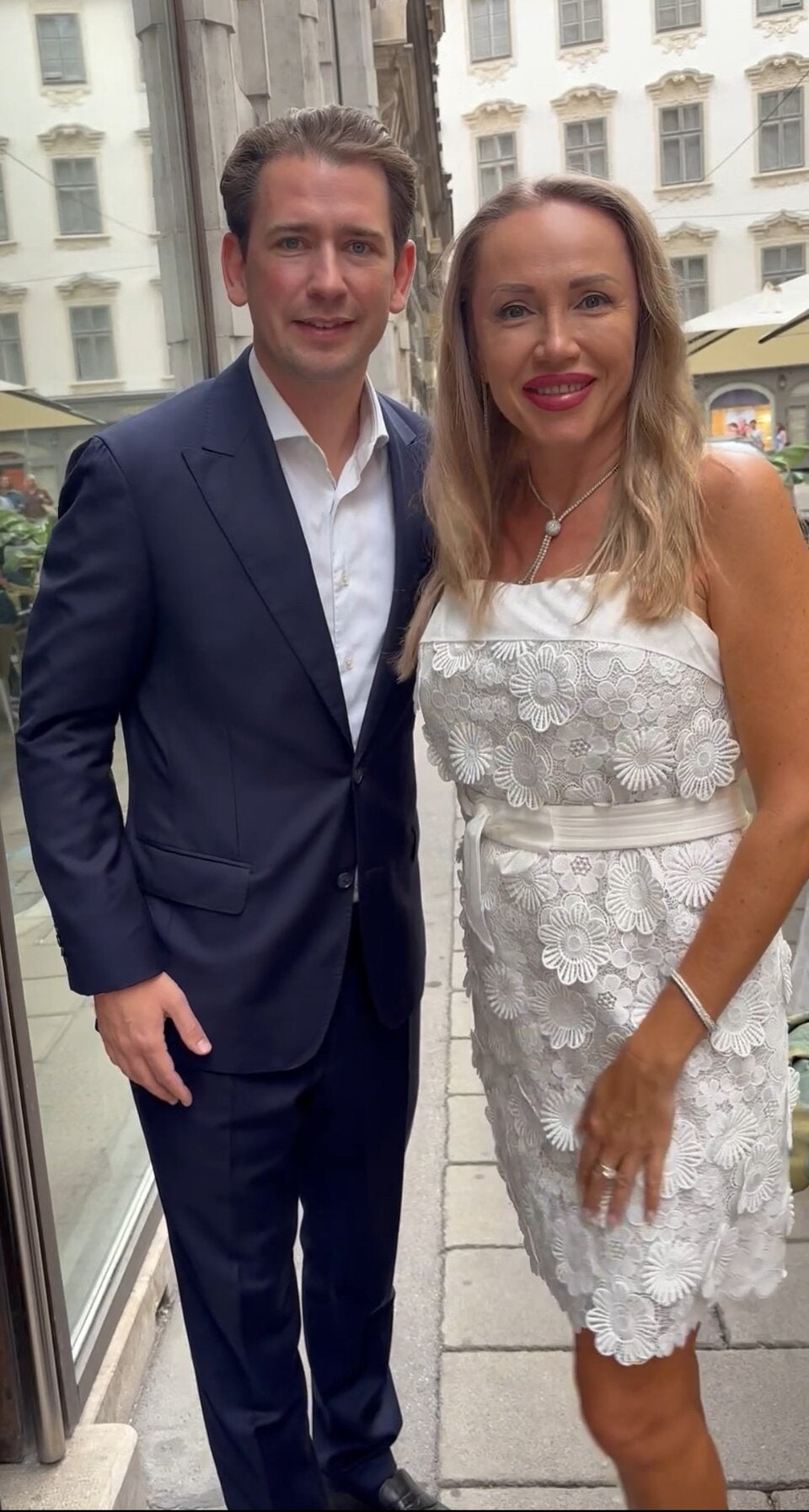 Ekaterina Mucha: Sebastian Kurz als Party-Crasher und starke Botschaft ...