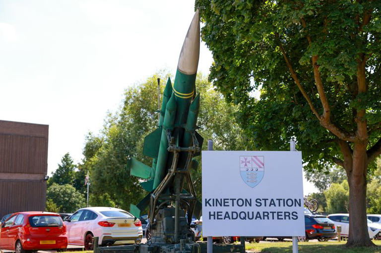 Police reply in full over Warwickshire 'armed military personnel on ...