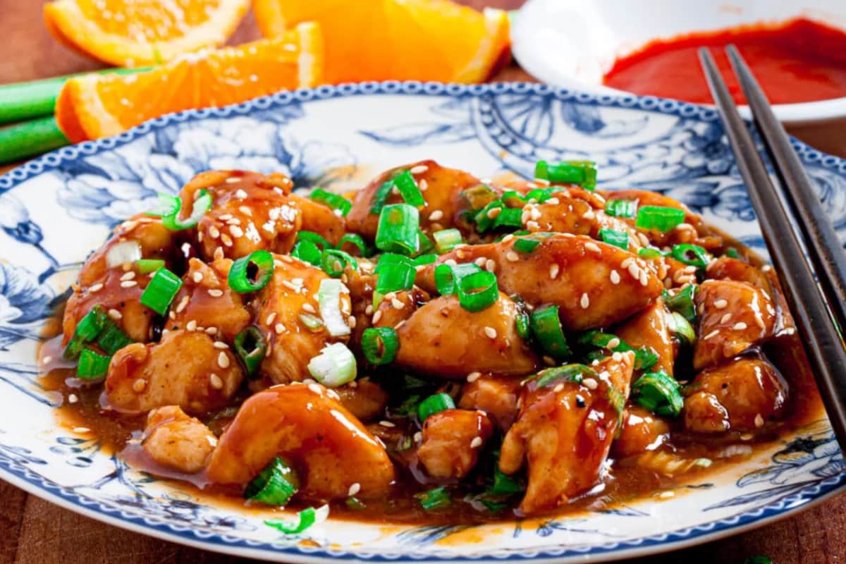 14 one-pan chicken recipes that don’t skimp on the good stuff