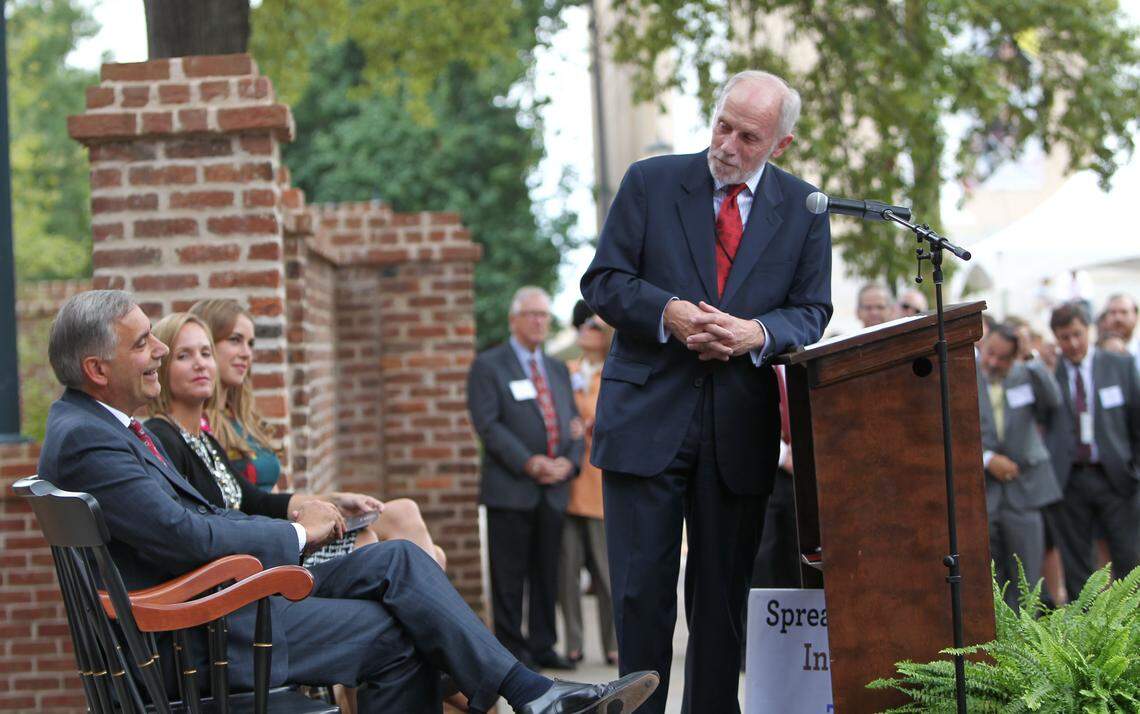 Charles Bierbauer, newsman who excelled at CNN and USC, dies at 83