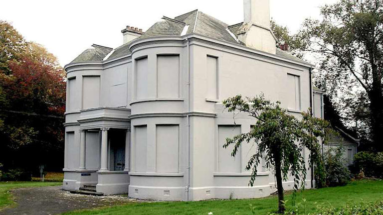 Why So Many Old British Homes Have Bricked-Up Windows