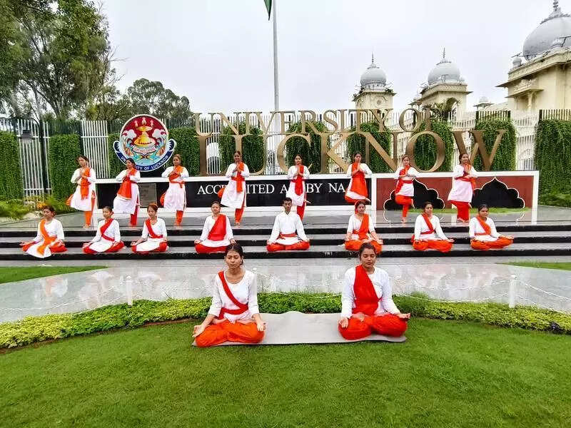 Cultural extravaganza marks pre-convocation week celebrations at LU