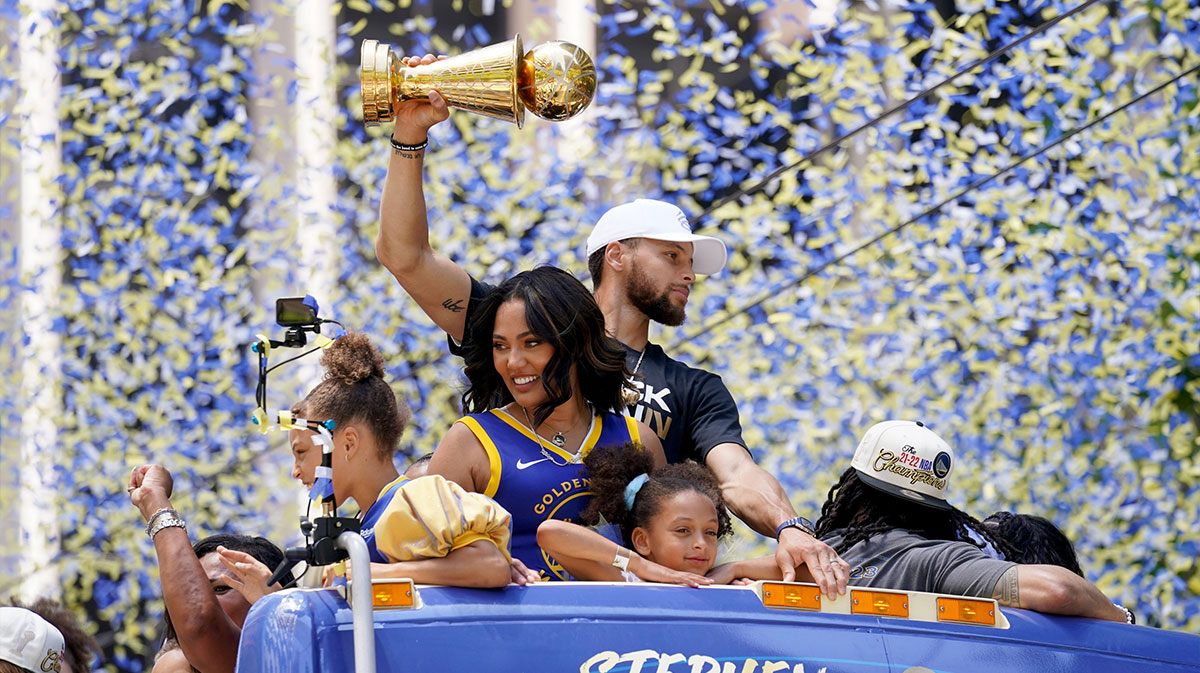 Ayesha Curry photo with Drake after Italy show goes viral