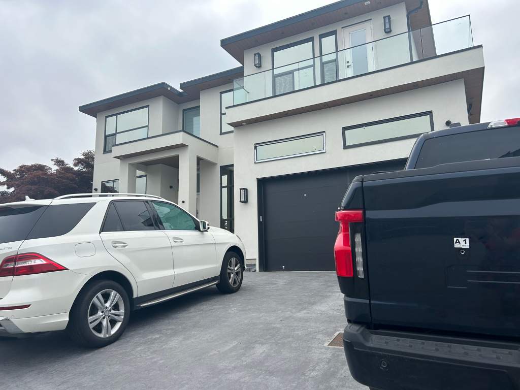 Abbotsford home riddled with bullets in overnight shooting