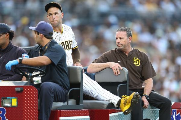 Padres' Jason Adam carted off with ruptured quad tendon