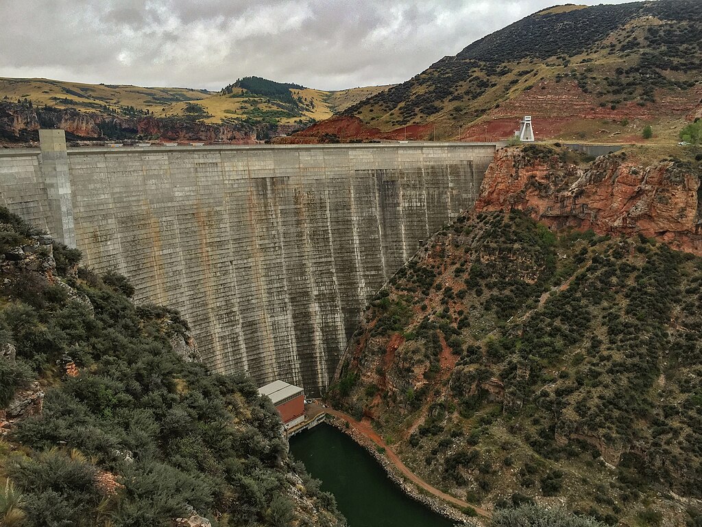 The Crow leader who fought a dam named after him – Robert Yellowtail’s ...
