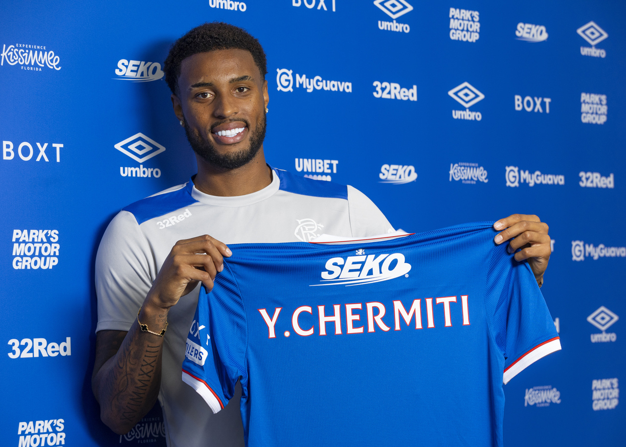 Chermiti deixa o Everton e se transfere para o Rangers