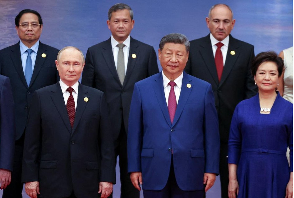 SCO Summit Kicks Off in Tianjin, China's Xi Delivers Inaugural Address
