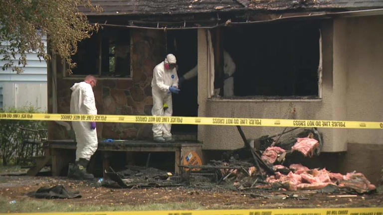 Person found dead in Edmonton house fire prompts homicide investigation