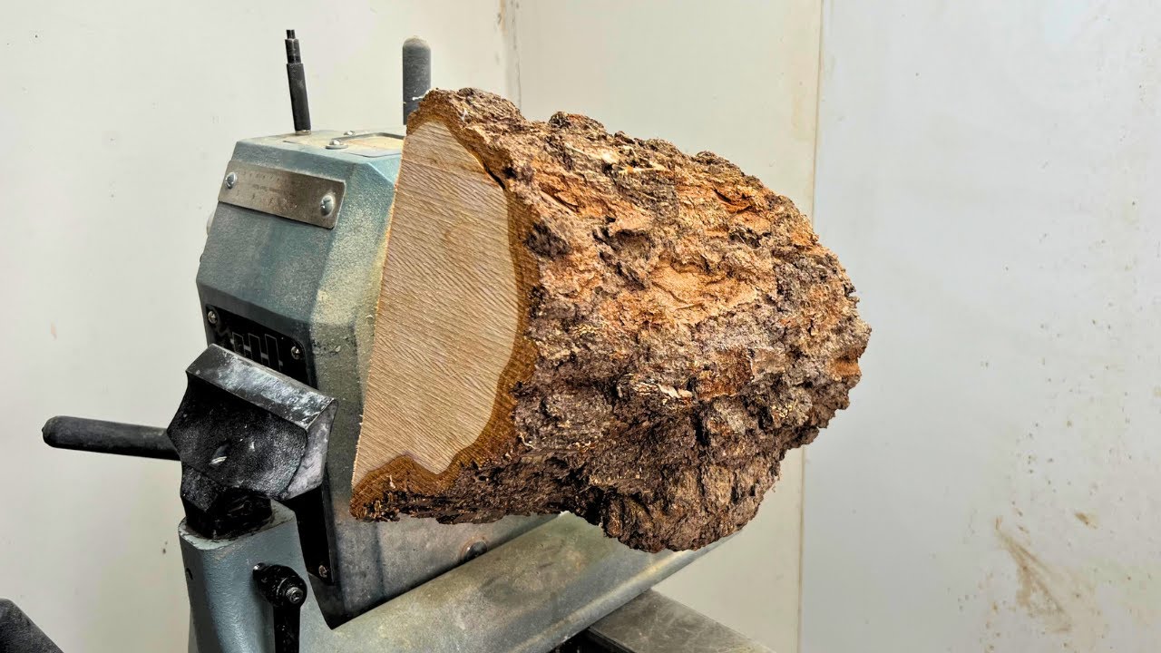 Transforming wood: half log to bowl