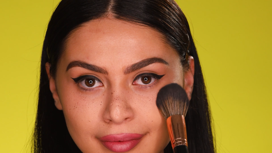 Top Beauty Hacks for Makeup Lovers