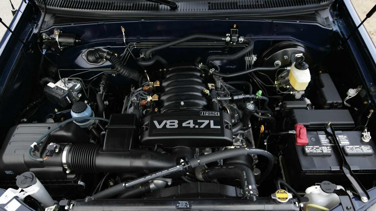 The 10 Most Reliable Naturally Aspirated V8 Engines Ever Built