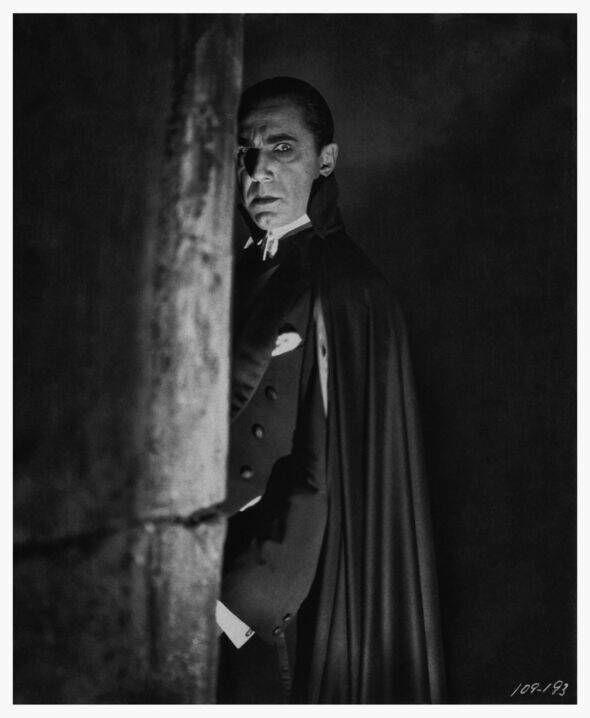 Hollywood Dracula legend died penniless and alone after two decade long ...