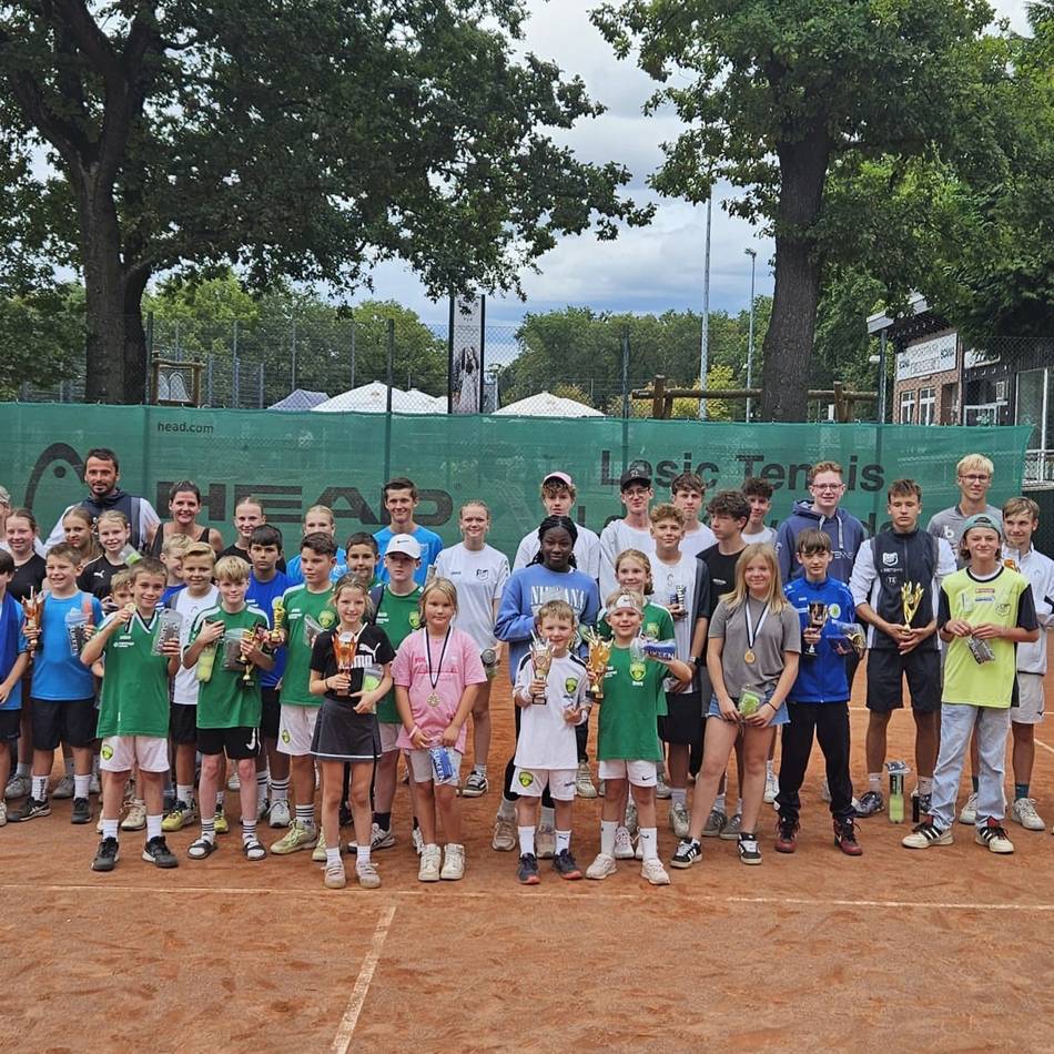 Tennistrainer startet Aufruf bei Rheinberger Stadtmeisterschaft