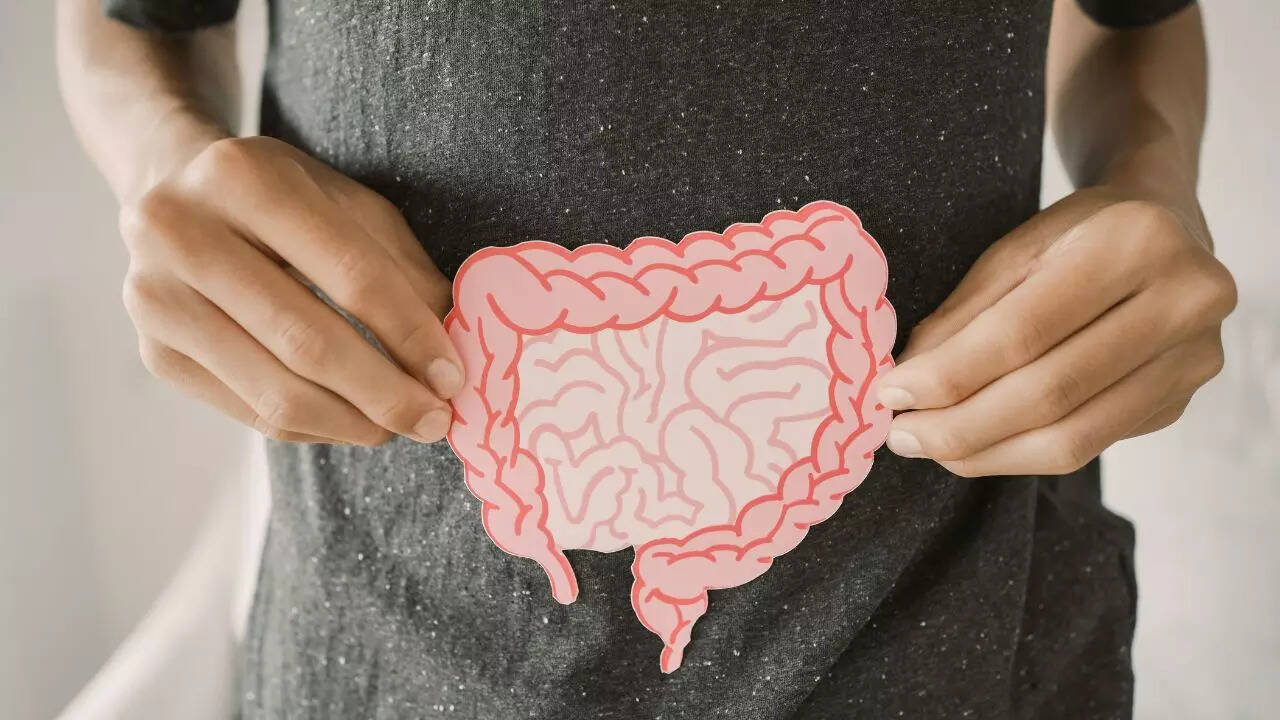 AIIMS, Harvard-trained gastroenterologist shares 8 early signs of colon ...