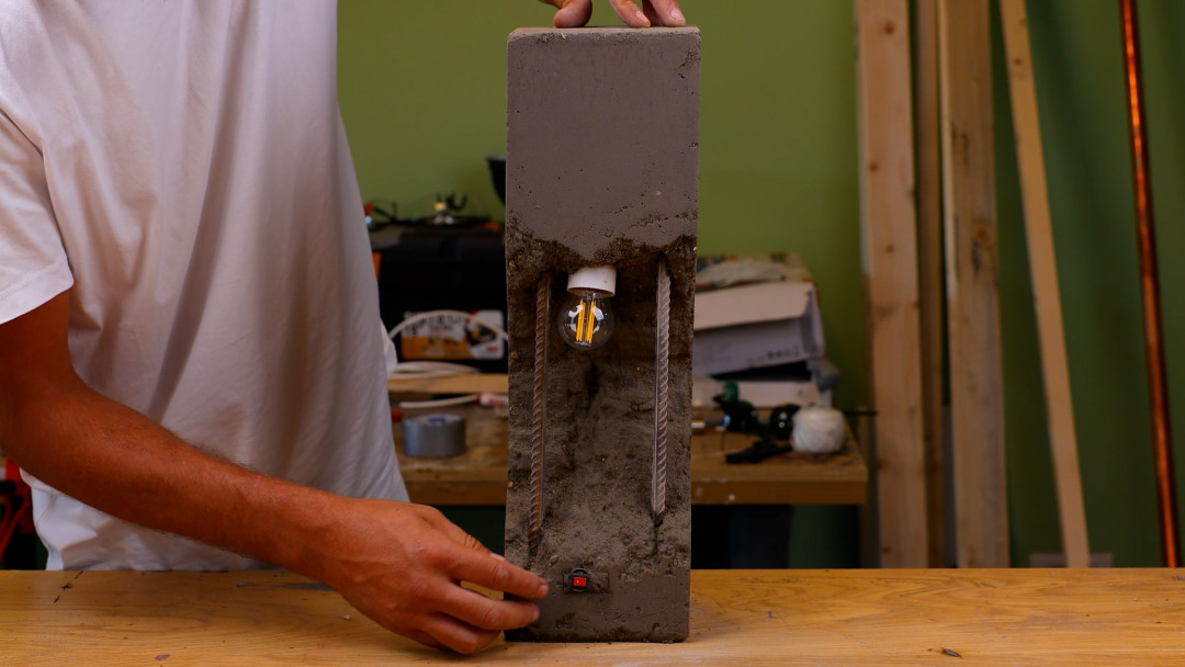 Stylish DIY Concrete Lamp!