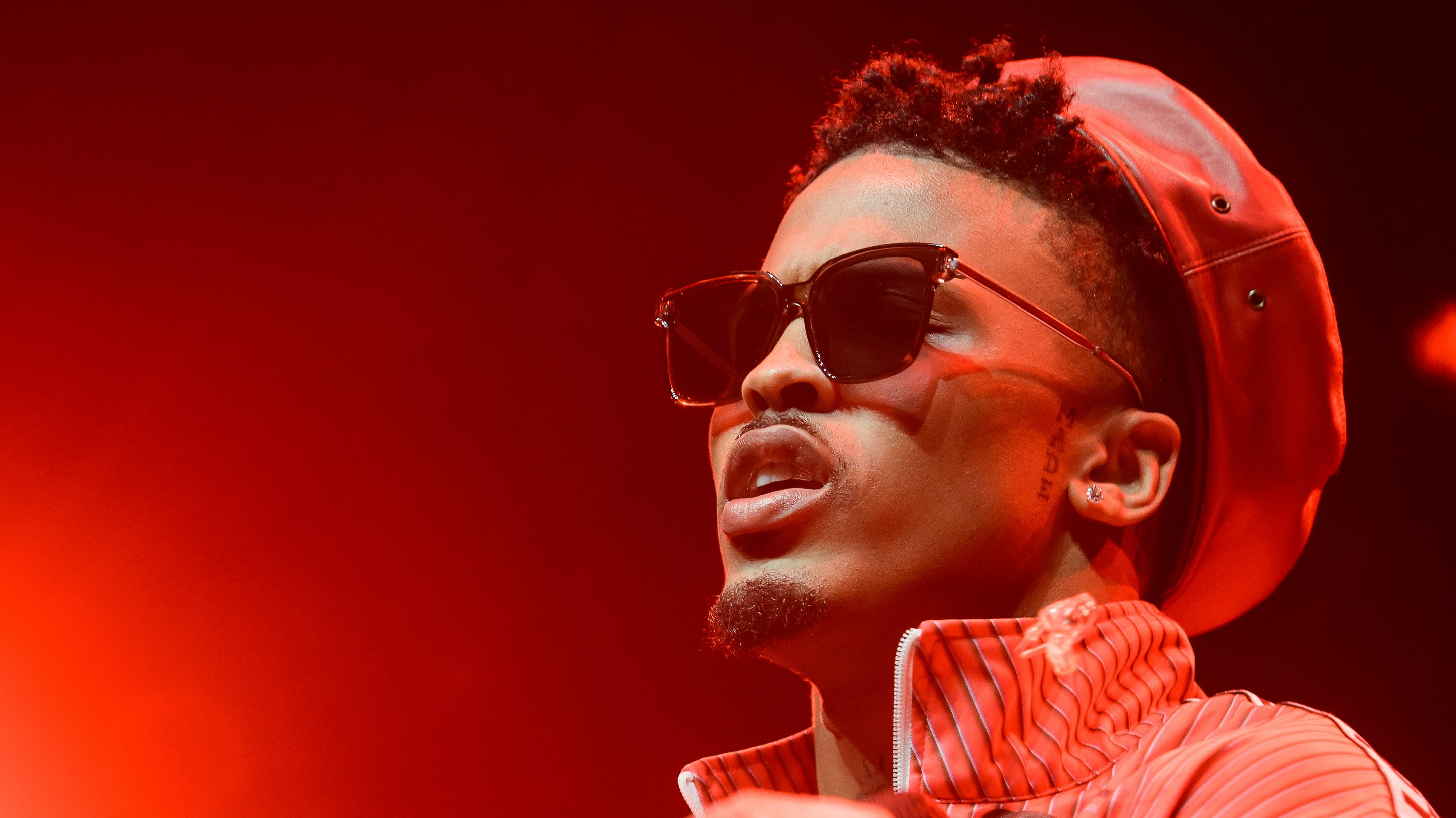 August Alsina's Boyfriend Addresses Rumor He Was Underage When They ...