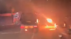 Viral Video Detik-detik Polisi Dilempar Bom Molotov saat Sweeping di ...