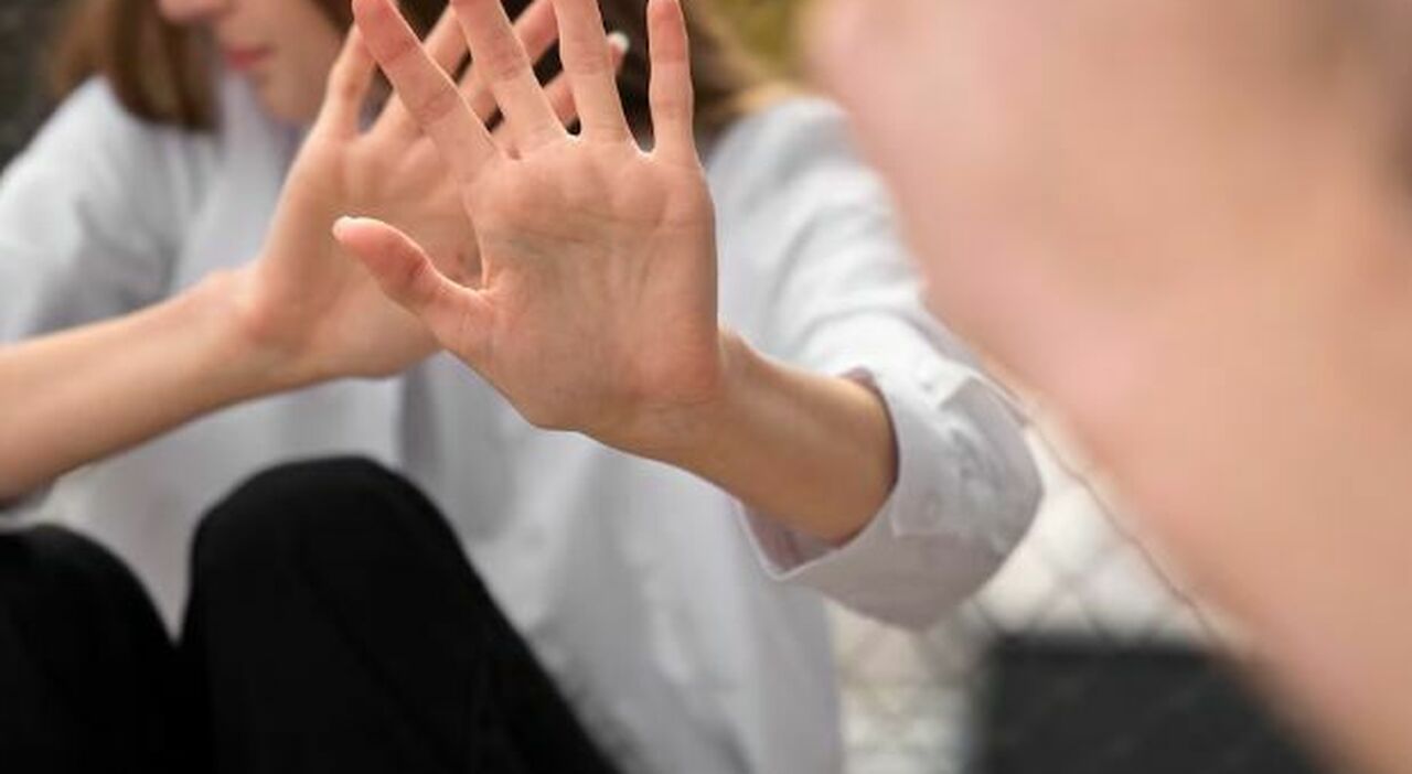 Daniela Manda accoltellata 14 volte dal marito: «Dopo mesi ho ancora ...