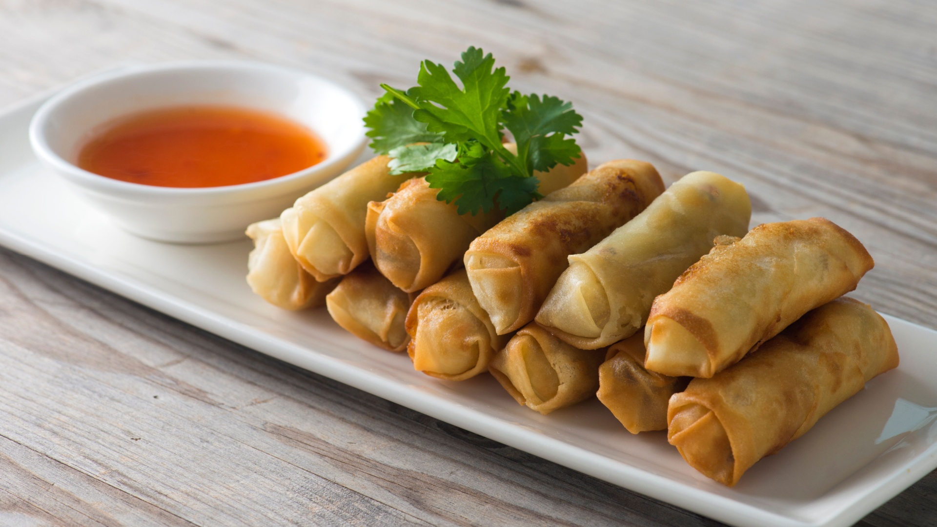 10 Filipino Meals That Brighten Up Boring Dinners