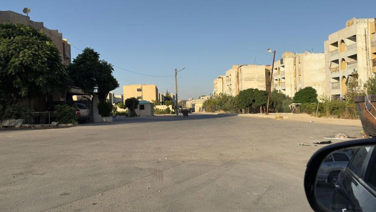 Alawites flee homes in Damascus suburb after threats from armed group